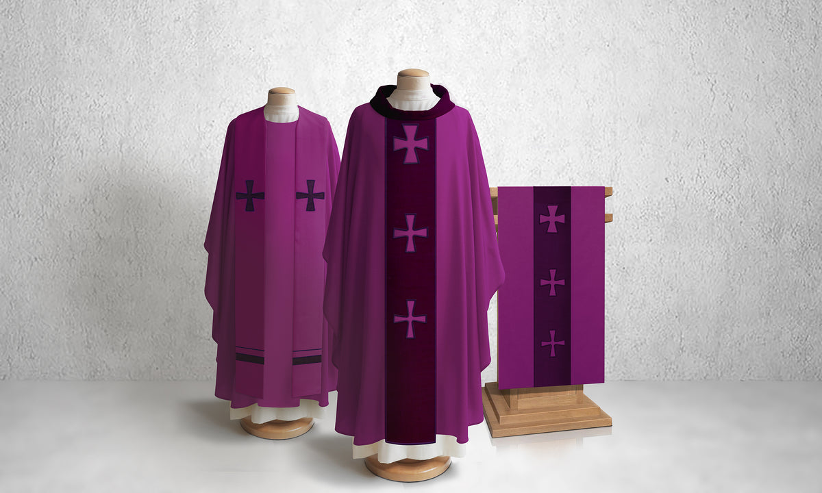 376 Crucifixion Chasuble in Purple – Maison Bouvrier