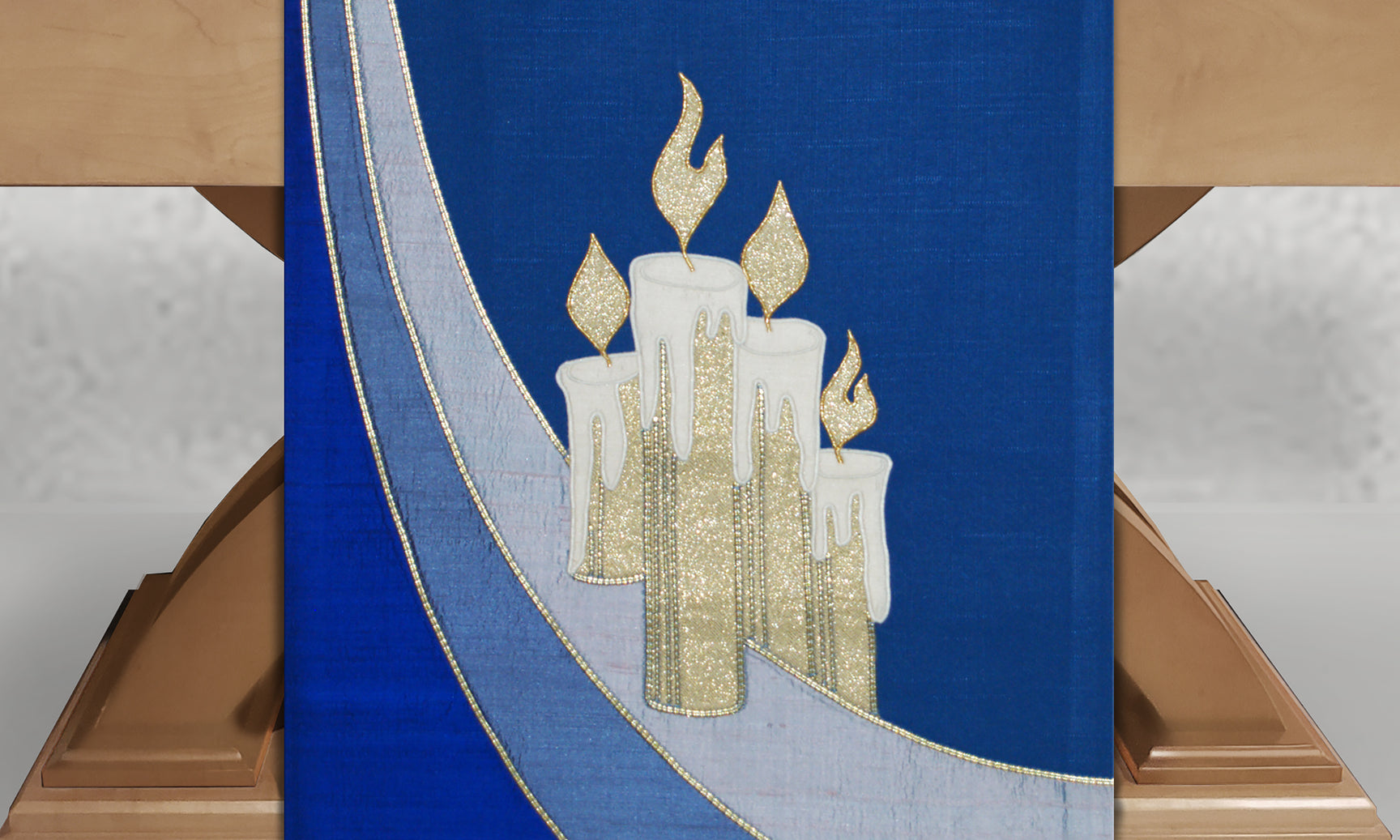 Curvilinear Advent Altar Scarf – Maison Bouvrier