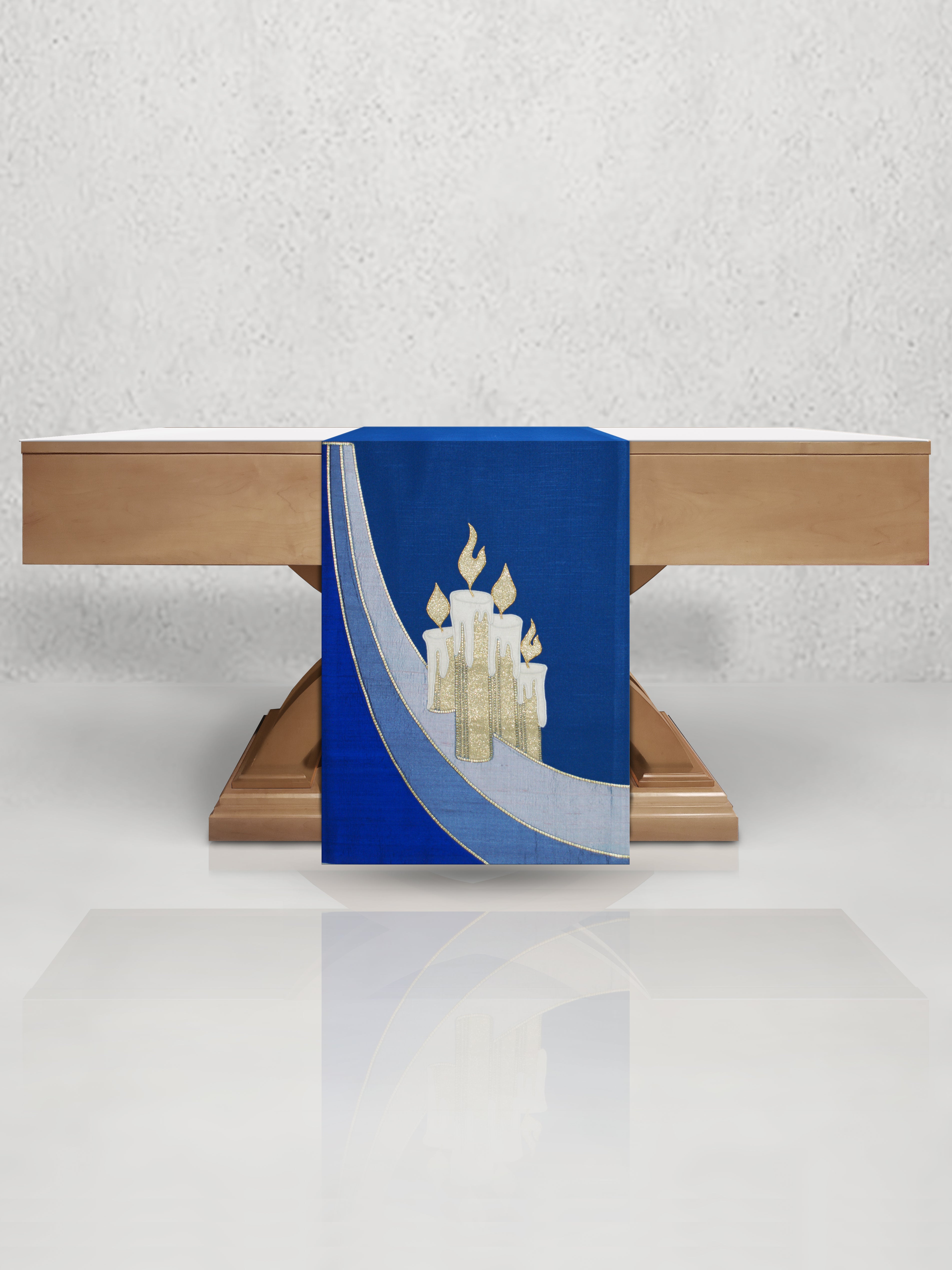 Curvilinear Advent Altar Scarf – Maison Bouvrier